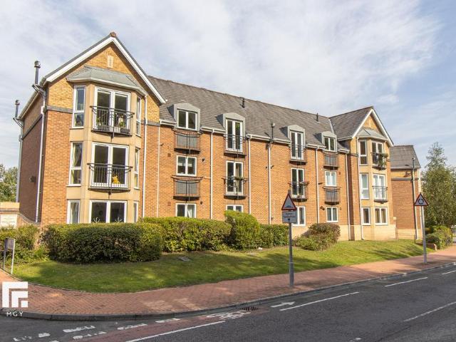The Moorings, Penarth CF64 2 bed apartment to rent £1,095 pcm £253 pw