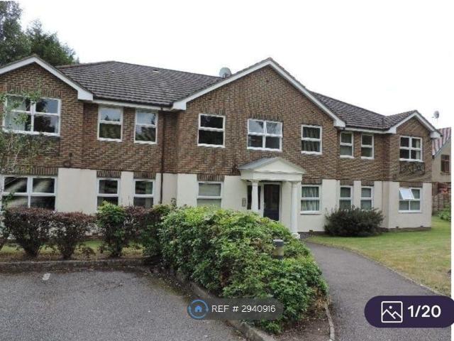 The Maultway North, Camberley GU15, 2 bed flat to rent, £1,270 pcm | PrimeLocation