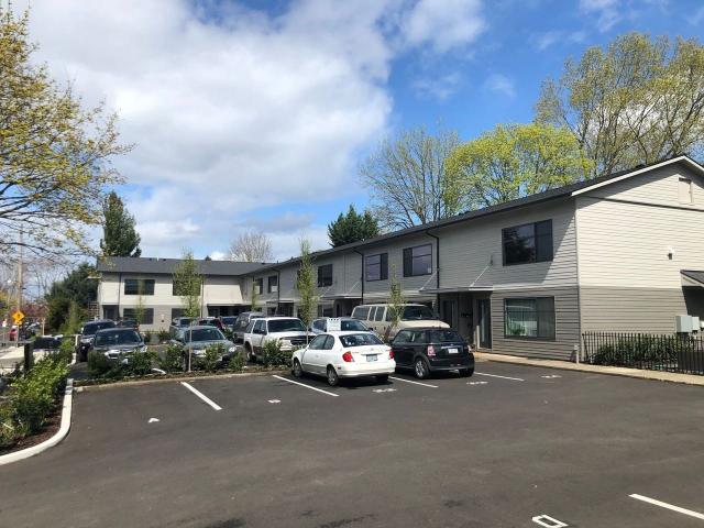 The Maverick by Star Metro 1 Bedroom Apartment for Rent at 2340 Se 50th Ave, Portland, OR 97215 Mt. Tabor