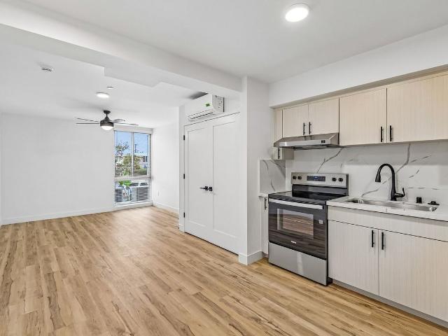 The Mayer @PB Studio Apartment for Rent at 2330 Grand Ave, San Diego, CA 92109 Pacific Beach