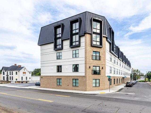 The Madison 1 Bedroom Apartment for Rent at 518 Madison St, Clarksville, TN 37040 Downtown Clarksville