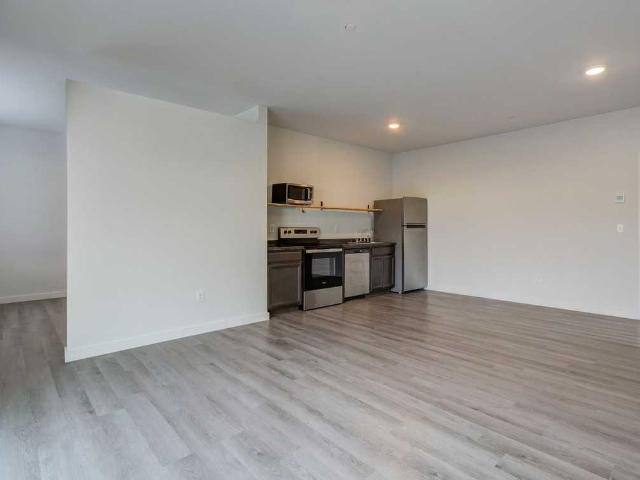 The Madison 1 Bedroom Apartment for Rent at 518 Madison St, Clarksville, TN 37040 Downtown Clarksville