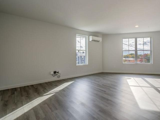 The Madison Studio Apartment for Rent at 518 Madison St, Clarksville, TN 37040 Downtown Clarksville