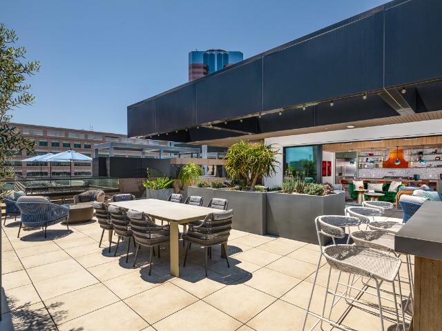 The Magnolia 2 Bedroom Apartment for Rent at 500 W Broadway, Long Beach, CA 90802 Downtown Long Beach