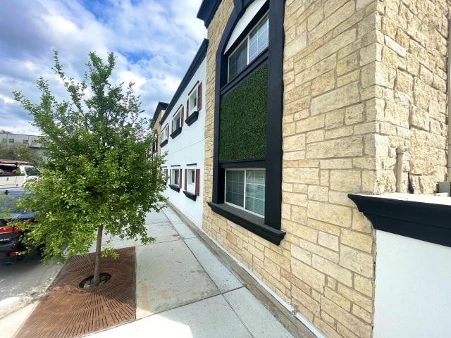 The Majestic 2 Bedroom Apartment for Rent at 5701 Schumacher Ln, Houston, TX 77057 Woodlake Briar Meadow