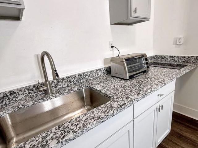 The Majestic Detroit 1 Bedroom Apartment for Rent at 2690 W Boston Blvd, Detroit, MI 48206 Durfee