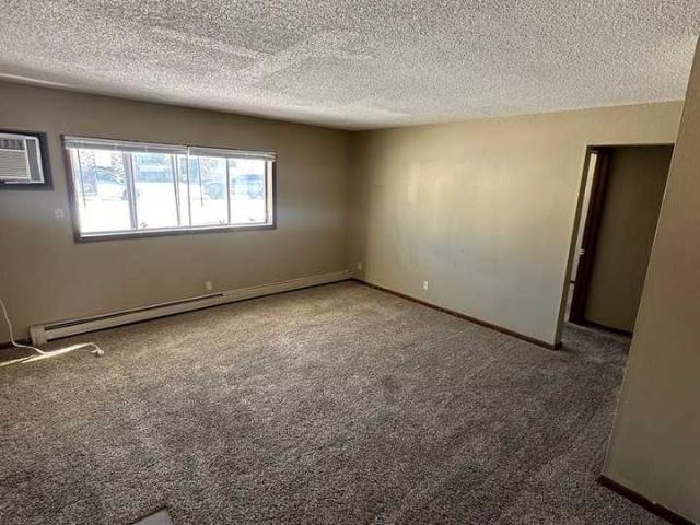 The Malory Apartments 1 Bedroom Apartment for Rent at 1601 30th St Nw, Cedar Rapids, IA 52405