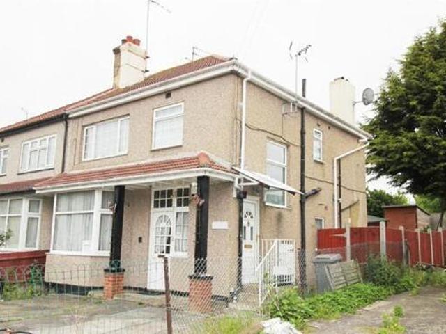 The Mall, Harrow, 2 Bedroom Flat