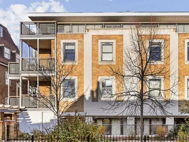 The Maltings, Spring Grove, Strand on the Green, London, W4 3NH, United Kingdom | 2 bed apartment for rent #150650390 | Rentberry