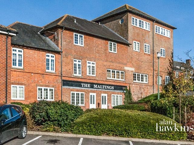 The Maltings, Royal Wootton Bassett SN4, 1 bed flat to rent, £875 pcm | PrimeLocation