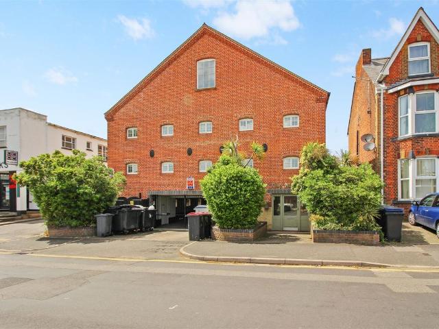 The Maltings, Roper Road, Canterbury, Kent CT2, 2 bed flat to rent, £1,095 pcm | PrimeLocation