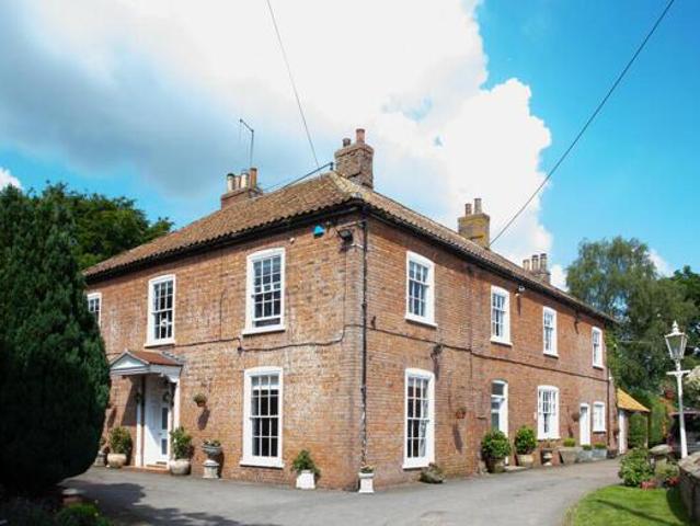 The Manor, East Torrington, 7 Bedroom Manor