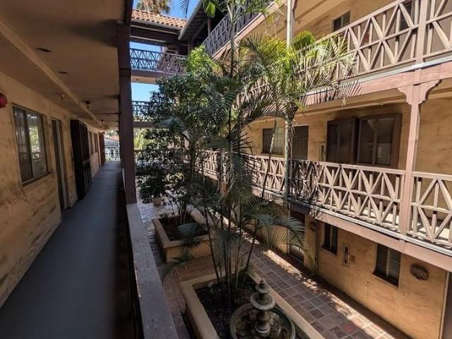 The Mansfield 2 Bedroom Apartment for Rent at 1460 N Mansfield Ave, Los Angeles, CA 90028 Central Hollywood