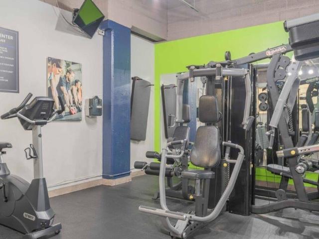 The Marylander Apartment Homes 2 Bedroom Apartment for Rent at 3501 Saint Paul St, Baltimore, MD 21218 Oakenshawe