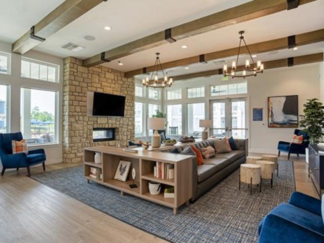 The Mason at Fremaux Park 3BR 2BA 1321 SF