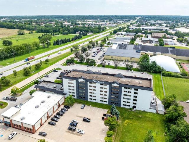 The McCoy at 8035 Apartments 2 Bedroom Apartment for Rent at 11040 Hickman Rd, Clive, IA 50325