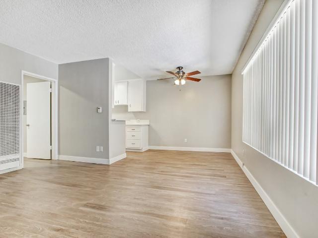 The McLaughlin Avenue Apartments 2 Bedroom Apartment for Rent at 4081 Mclaughlin Ave, Los Angeles, CA 90066 Mar Vista