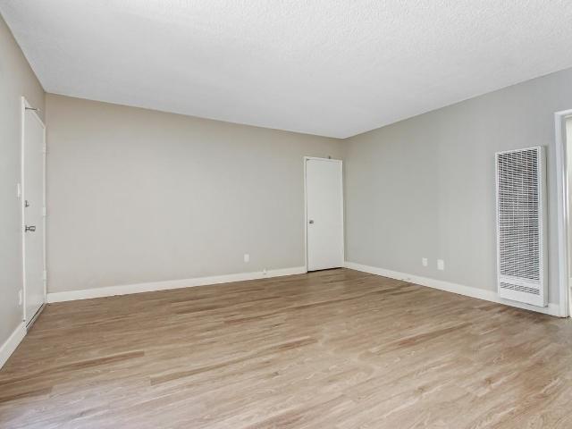 The McLaughlin Avenue Apartments 2 Bedroom Apartment for Rent at 4081 Mclaughlin Ave, Los Angeles, CA 90066 Mar Vista