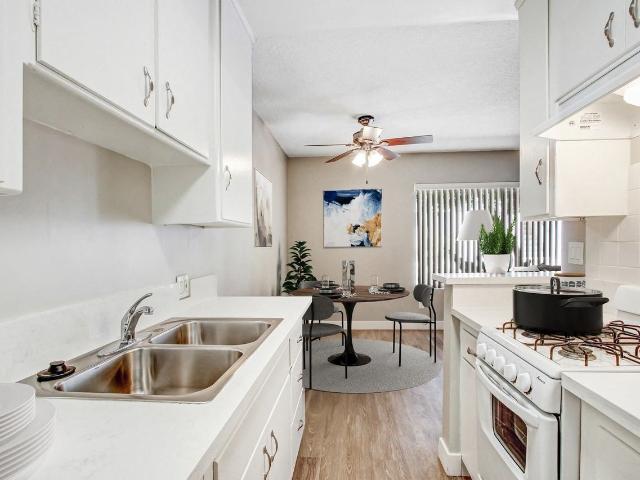 The McLaughlin Avenue Apartments 2 Bedroom Apartment for Rent at 4081 Mclaughlin Ave, Los Angeles, CA 90066 Mar Vista