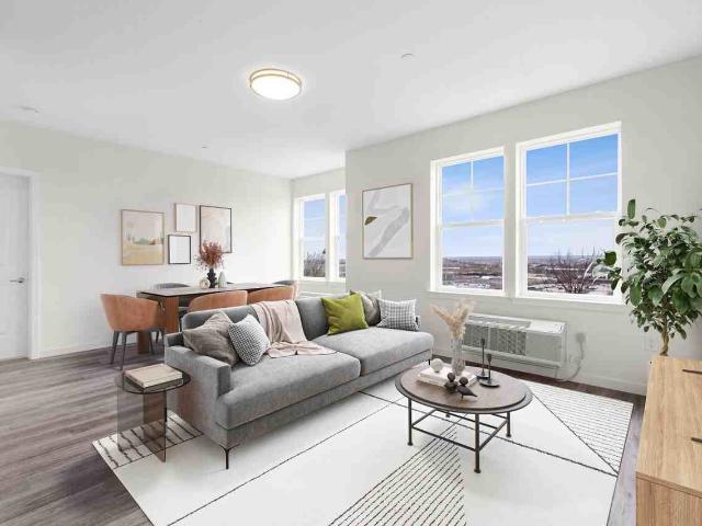 The Mews 1 Bedroom Apartment for Rent at 1305 Paterson Plank Road, North Bergen, NJ 07047