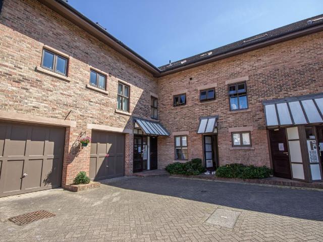 The Mews, Newcastle Upon Tyne, Tyne And Wear NE1, 2 bed flat to rent, £1,030 pcm | PrimeLocation