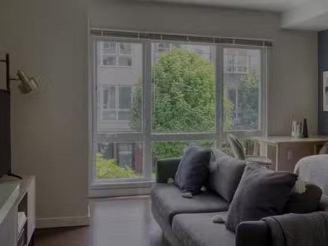 The Meyden, 10333 Main St, West Bellevue 1 Bedroom 1 Bath