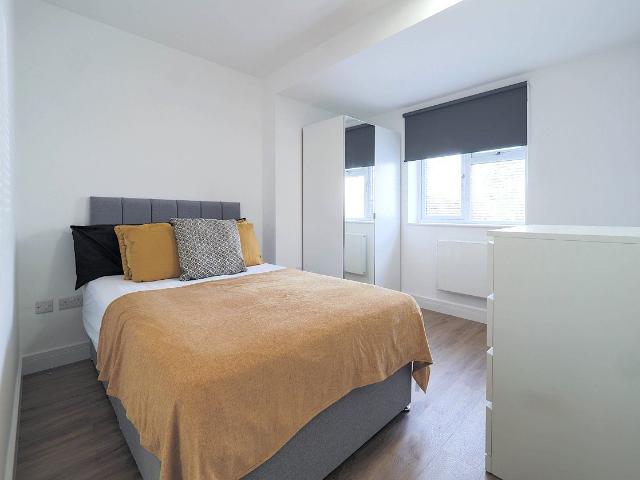 The Meadow Way, Harrow HA3, Room to rent, £1,050 pcm | PrimeLocation