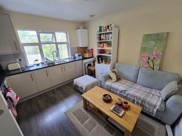 The Meadow Way, Harrow, Middlesex HA3, 2 bed maisonette to rent, £1,850 pcm | PrimeLocation