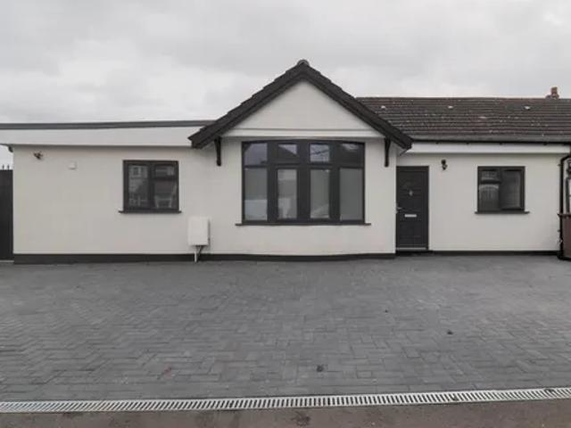 The Meadow Way, London, HA3 6ES, United Kingdom | 6 bed duplex for rent #167454834 | Rentberry