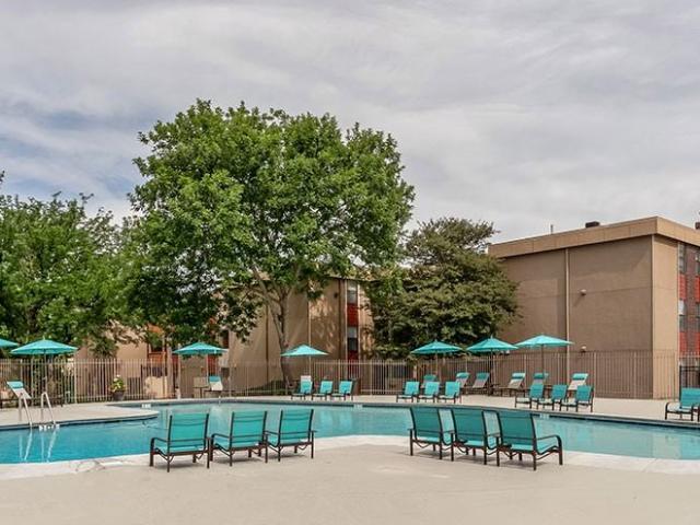 The Meadows Apartment Homes KS 1 Bedroom Apartment for Rent at 7620 Halsey St, Lenexa, KS 66216