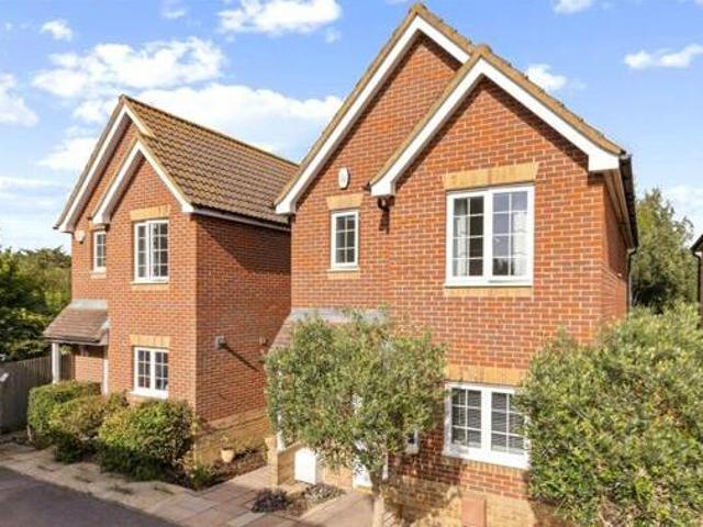 The Meadows, Chichester, 3 Bedroom Detached