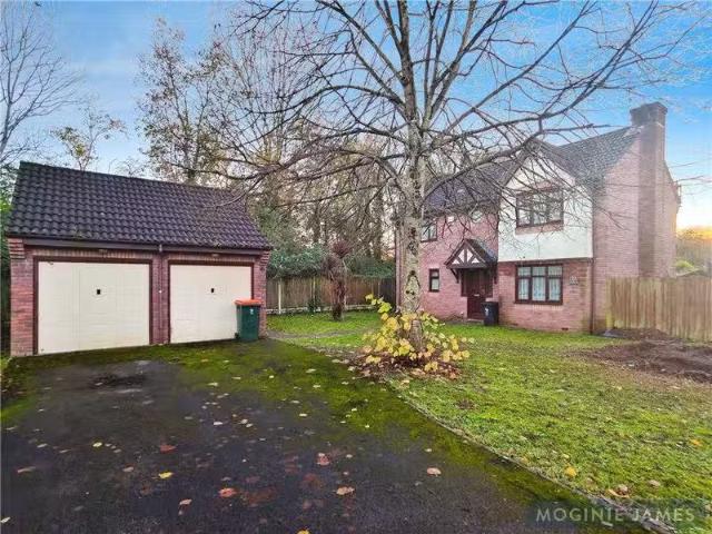 The Meadows, Marshfield, Cardiff 4 bed detached house for sale.