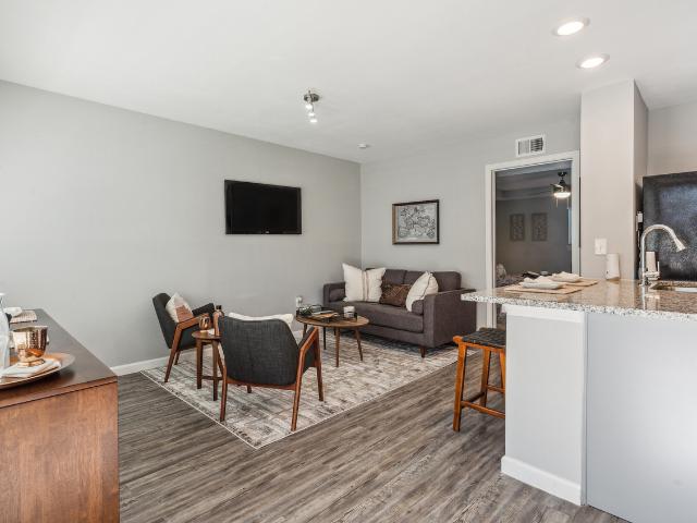 The Melrose 1 Bedroom Apartment for Rent at 818 Pinemont Dr, Houston, TX 77018 Acres Home