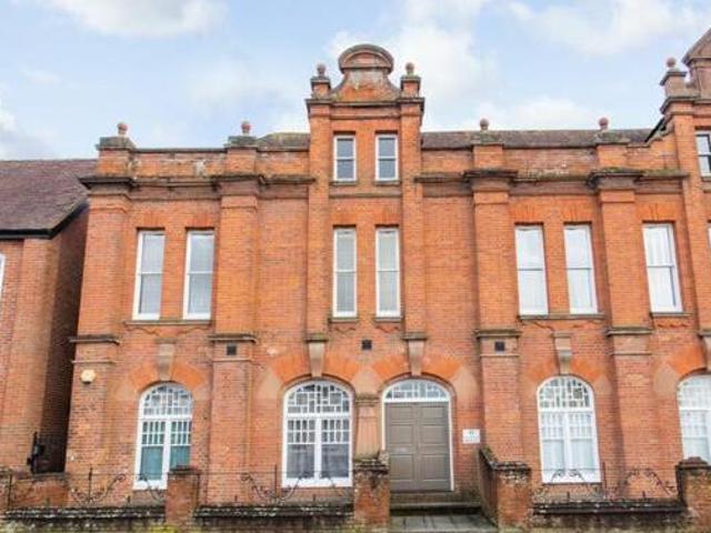 The Merchant Store, Station Road West, 2 Bedroom Flat