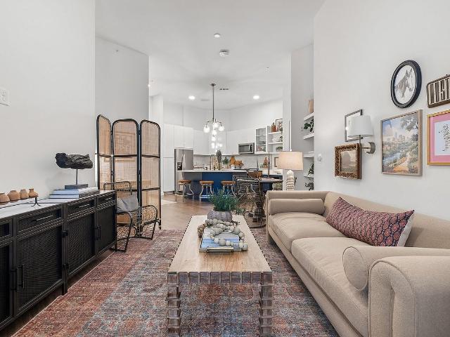 The Mercury 1 Bedroom Apartment for Rent at 601 Cardinal Ln, Austin, TX 78704 Galindo