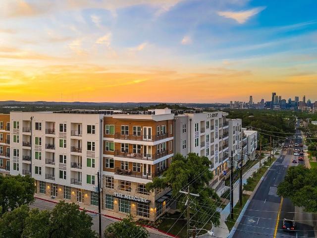 The Mercury 2 Bedroom Apartment for Rent at 601 Cardinal Ln, Austin, TX 78704 Galindo