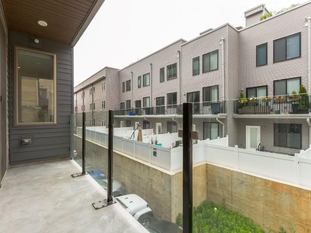 The Michener Studio Apartment for Rent at 1617 Poplar St, Philadelphia, PA 19130 Fairmount Art Museum