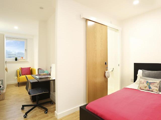 The Midway, Newcastle Under Lyme ST5, Studio to rent, £663 pcm | PrimeLocation