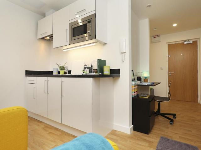 The Midway, Newcastle Under Lyme ST5, Studio to rent, £672 pcm | PrimeLocation