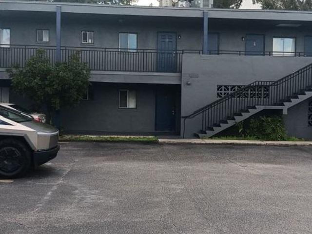 The Milano Manor Apartments 2 Bedroom Apartment for Rent at 5860 22nd Ave N, Saint Petersburg, FL 33710