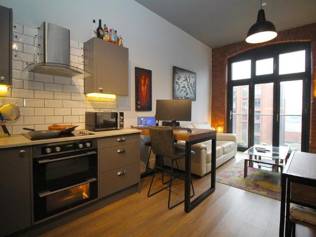 The Mill, Waterside Village. 1 bed apartment to rent £1,175 pcm £271 pw