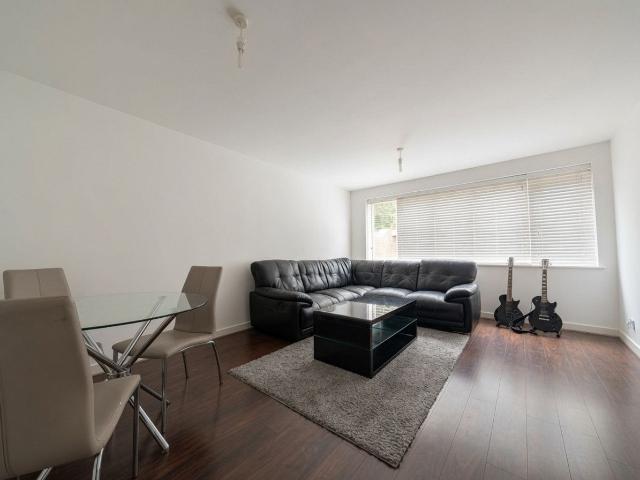 The Mint, Mint Drive, Hockley B18, 1 bed flat to rent, £950 pcm | PrimeLocation