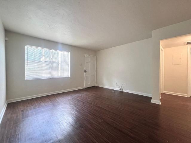 The Nook 1 Bedroom Apartment for Rent at 814 Arkansas St, Tallahassee, FL 32304 Griffin Hgts