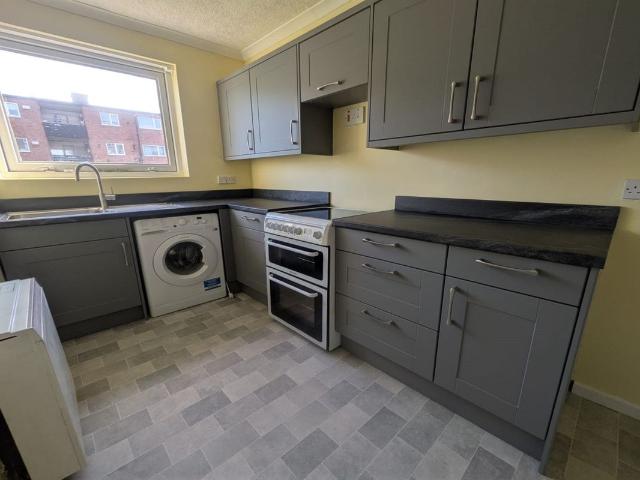 The Nook NG9, 2 bed flat to rent, £795 pcm | PrimeLocation