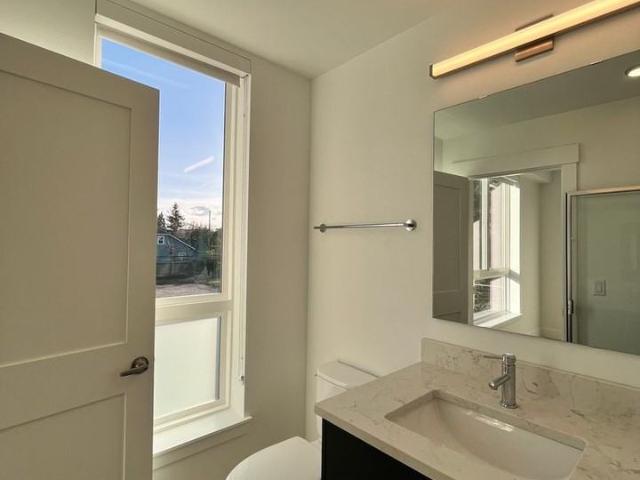 The Norma Jean by Star Metro 2 Bedroom Apartment for Rent at 1355 N Liberty St, Portland, OR 97217 Arbor Lodge