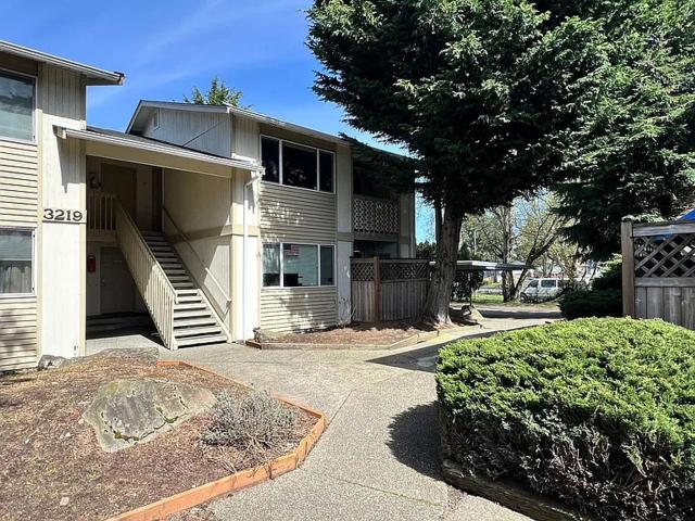 The Norpoint 8 Apartments