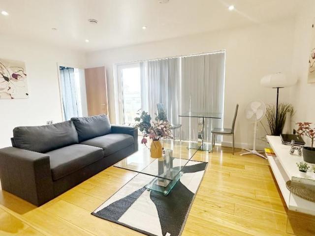 The Norton, 22 John Harrison Way, Greenwich, London SE10, 2 bed flat to rent, £2,448 pcm | PrimeLocation