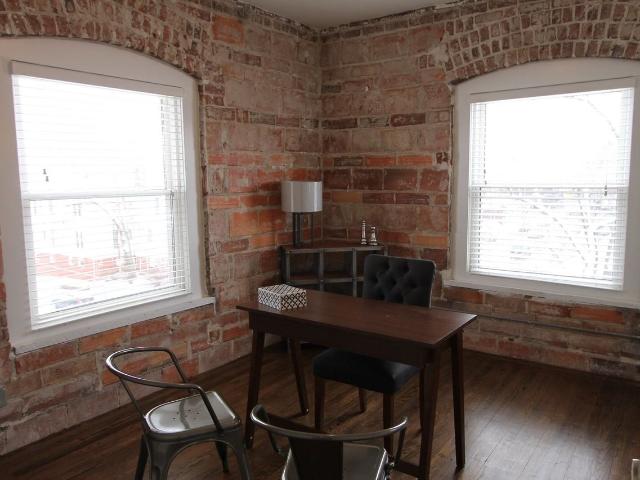 The Newport 2 Bedroom Apartment for Rent at 1148 Park Ave, Omaha, NE 68105 Ford Birthsite