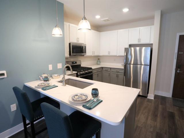 THE NEIL 2 Bedroom Apartment for Rent at 503 Fellowship Rd, Mount Laurel, NJ 08054