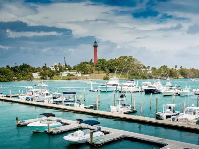 The Sophia at Abacoa 3 Bedroom Apartment for Rent at 863 University Blvd, Jupiter, FL 33458 Abacoa